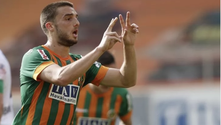 Berkan Aslan oldu. Son Dakika Futbol haber başlıkları ve gelişmeler ...